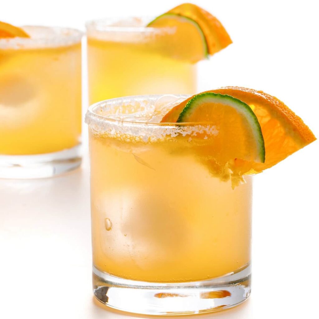 Skinny Orange Margarita Cocktail Recipe - The Lemon Bowl®