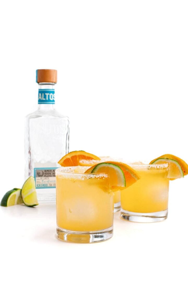 Skinny Orange Margarita Cocktail Recipe - The Lemon Bowl®