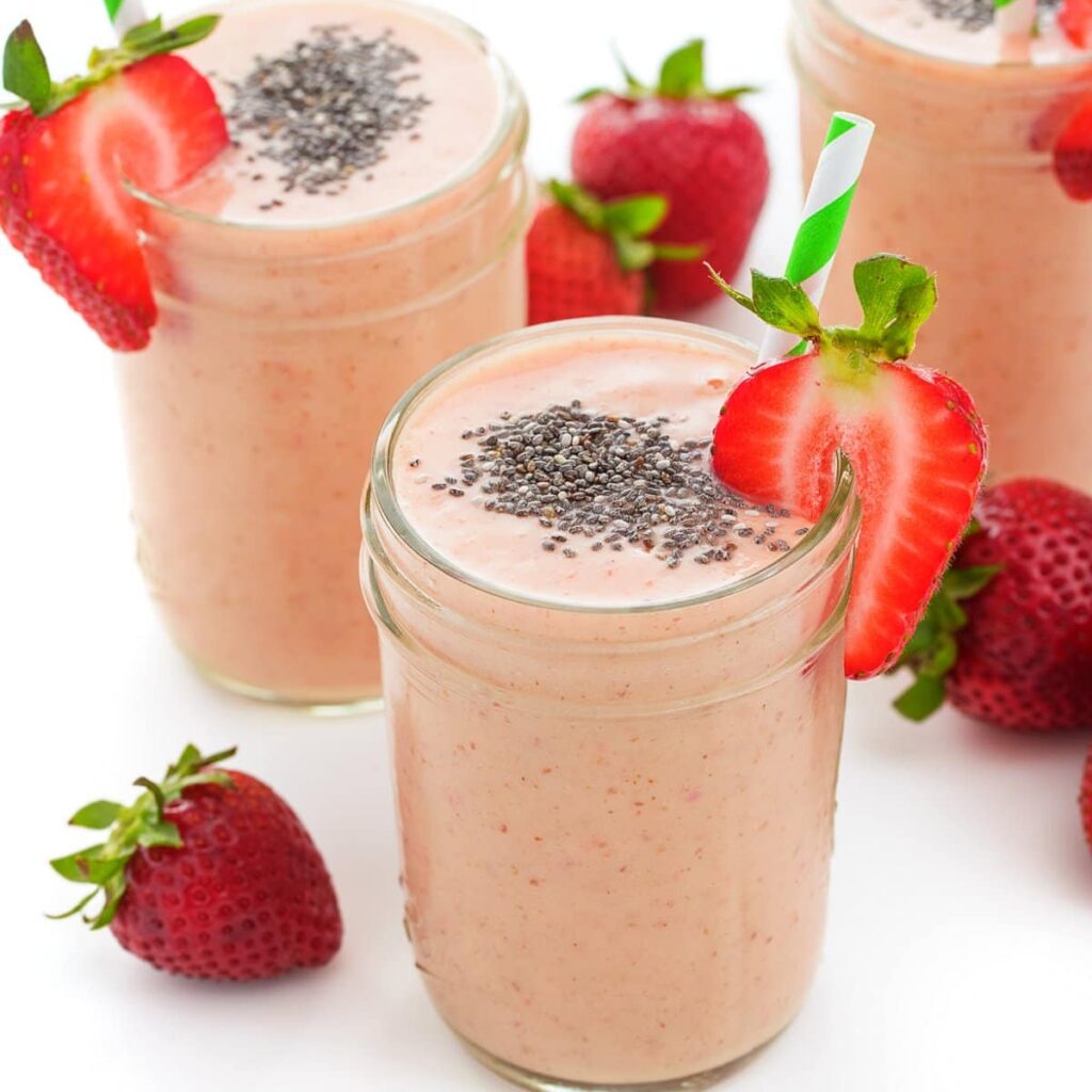 20 Smoothie Recipes (That Will Keep You Full to Lunch!) - The Lemon Bowl