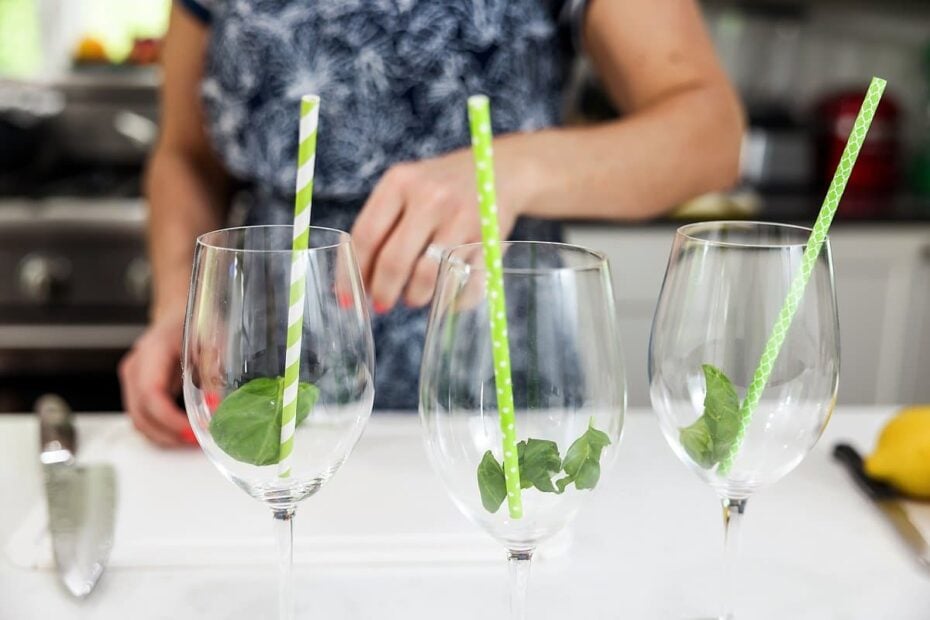 Lemon Basil White Wine Spritzer - The Lemon Bowl®