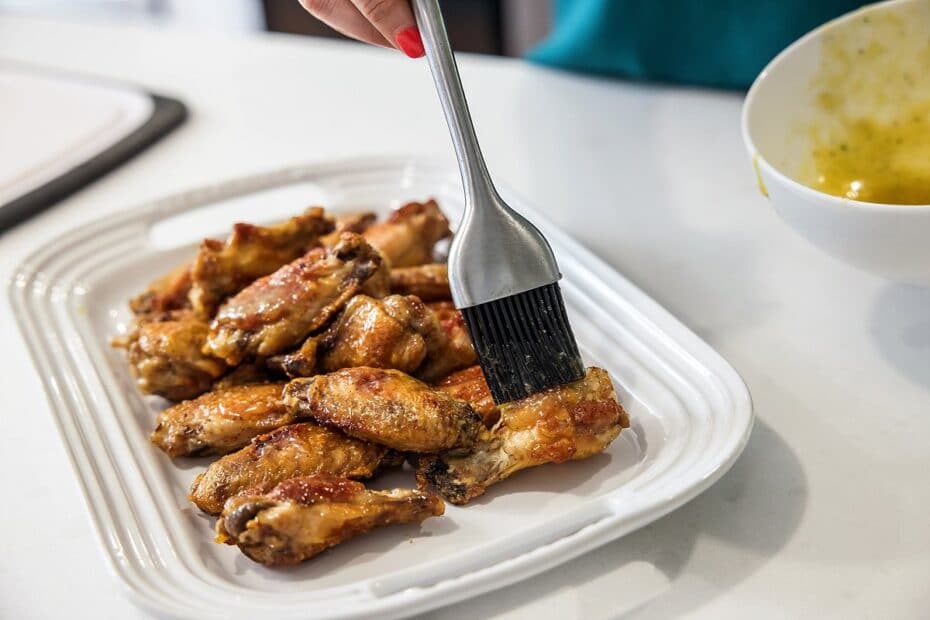 Honey Garlic Baked Chicken Wings - The Lemon Bowl®