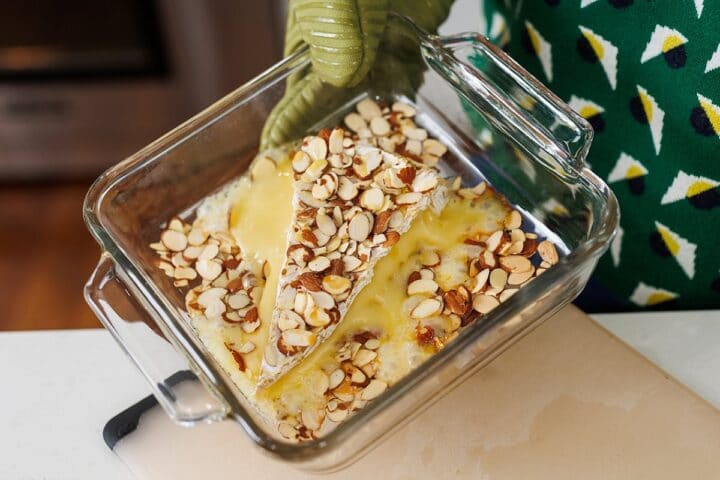 Baked Brie with Honey and Almonds - The Lemon Bowl®