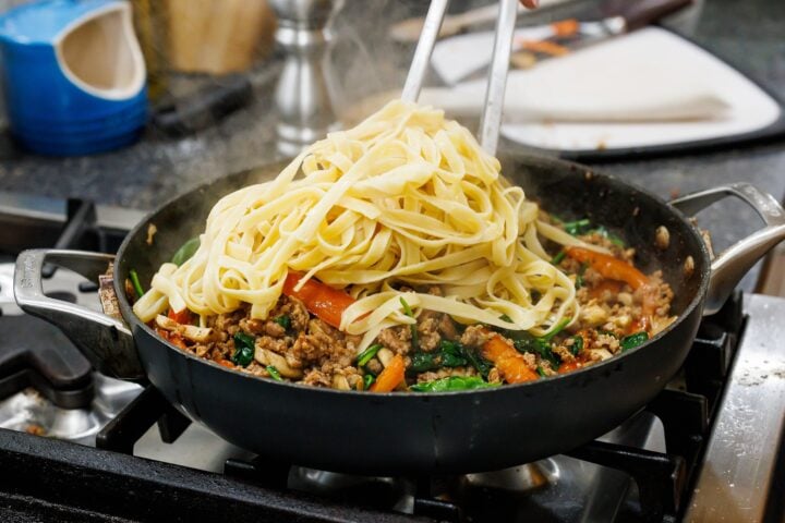 One-Pan Italian Sausage Pasta - The Lemon Bowl