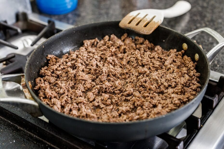 Hummus with Ground Beef - The Lemon Bowl®
