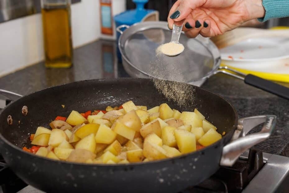 Vegetable Hash Breakfast Skillet - The Lemon Bowl®