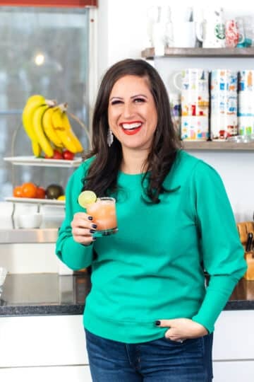 Classic Salty Dog Cocktail Recipe - The Lemon Bowl®