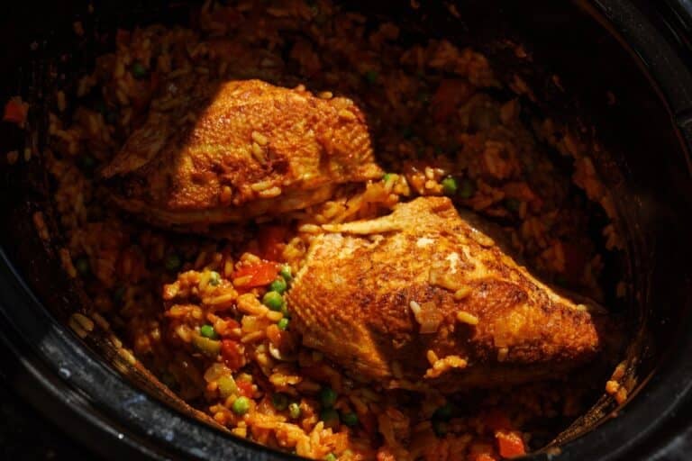 Slow Cooker Arroz Con Pollo - The Lemon Bowl®