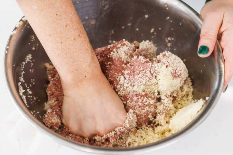 Baked Kibbeh Recipe (kibbie) - The Lemon Bowl®