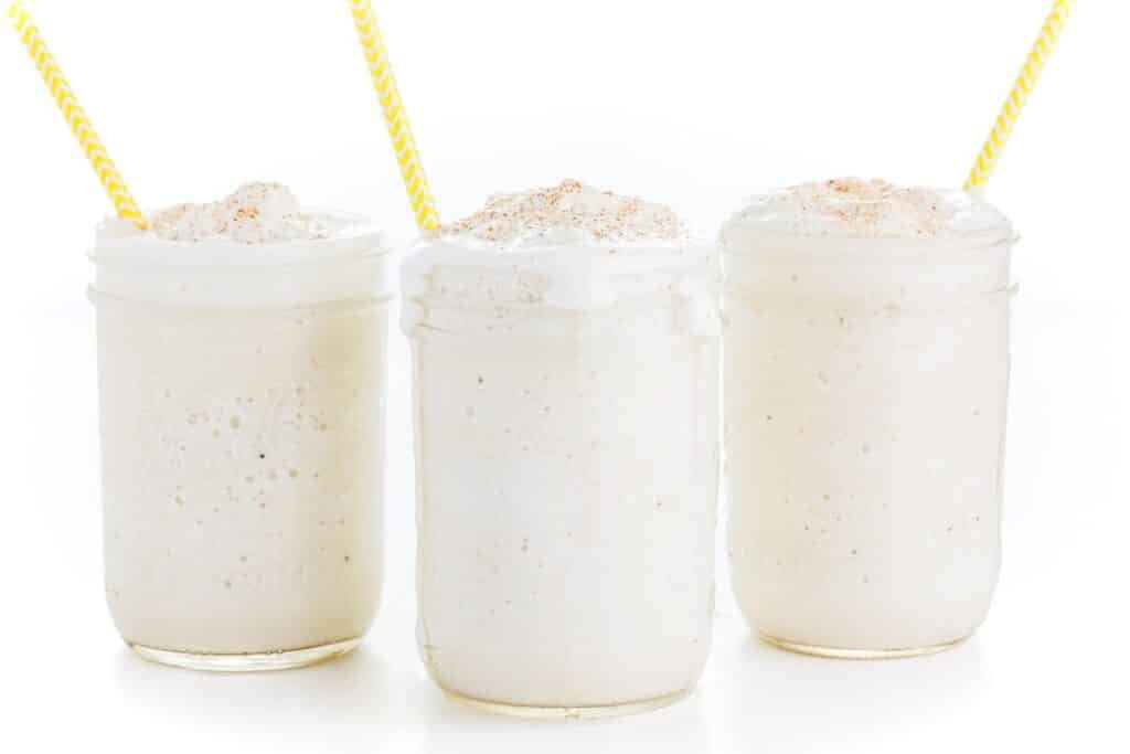 Banana Licuado {Mexican Smoothie} - The Lemon Bowl®