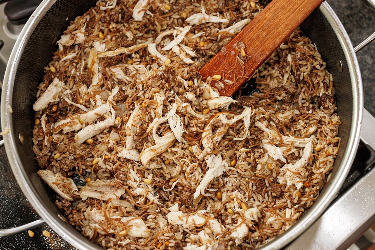 Lebanese Hushwee Rice with Chicken - The Lemon Bowl®
