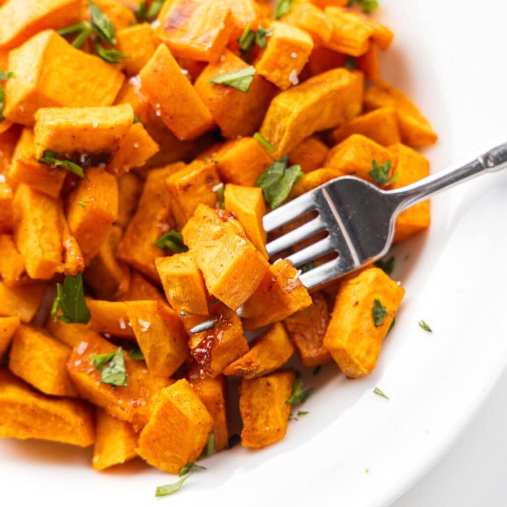 20 Healthy Chicken and Sweet Potato Recipes - The Lemon Bowl
